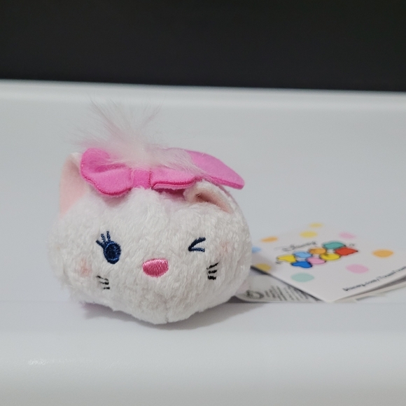 Disney | Toys | Disney Store Wink Marie Tsum Tsum Plush 35 Face ...